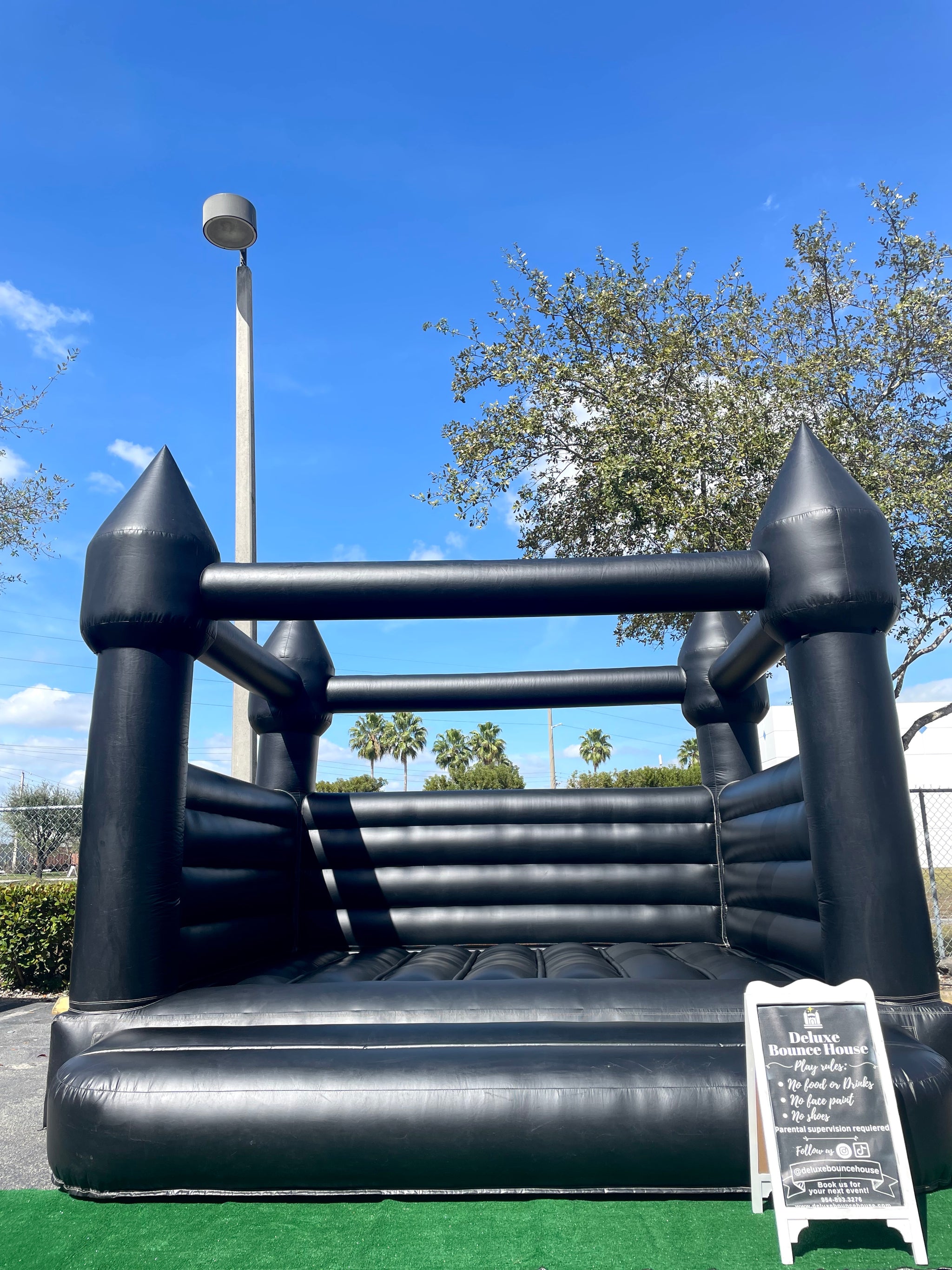 Black Bounce House - BOOK NOW / DELIVERY MIAMI AND BROWARD – Deluxe ...