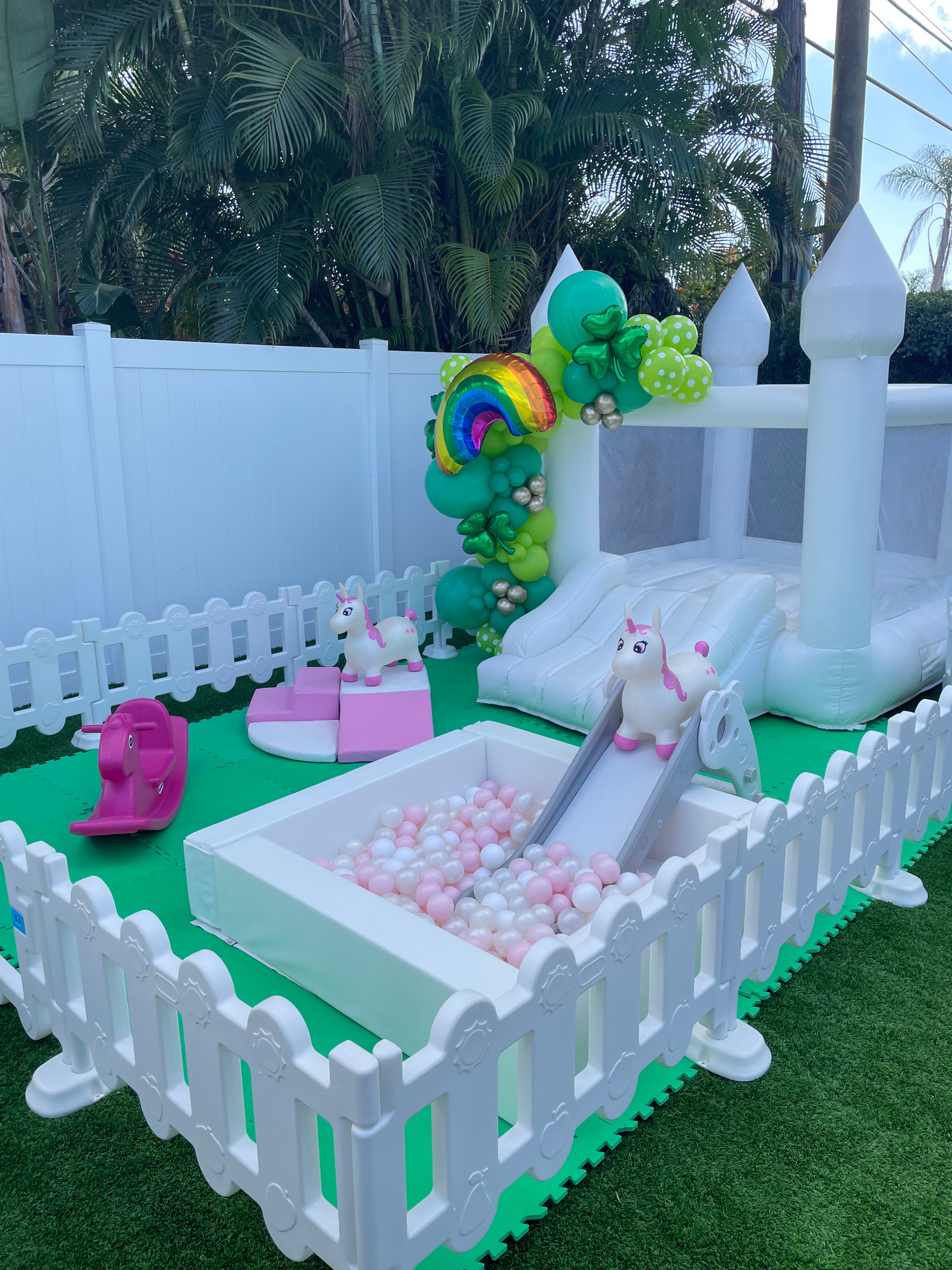 Soft Play Packages – Deluxe Bounce House